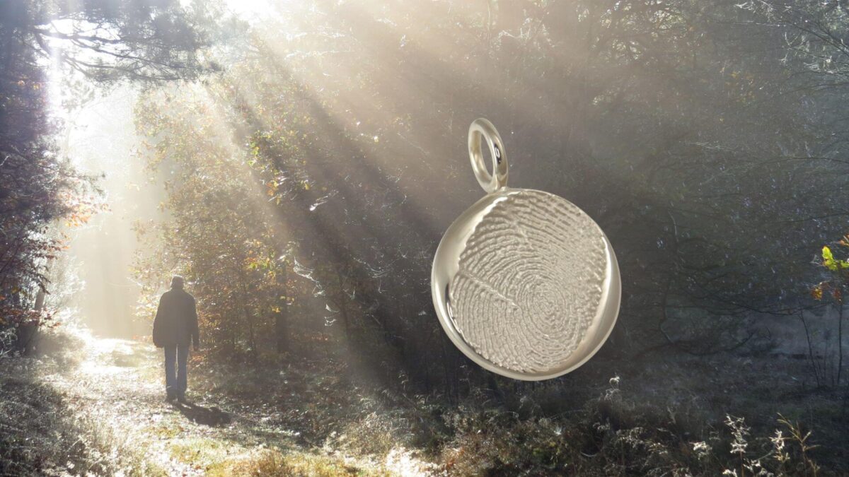 Honoring a Loved One through Fingerprint Jewelry